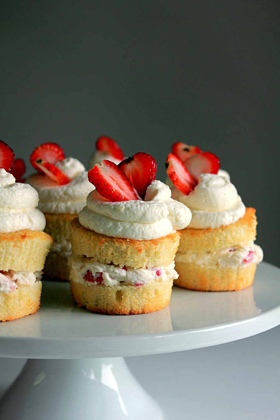 Mini Victoria Sponge Cakes - Oh Sweet Day! Blog