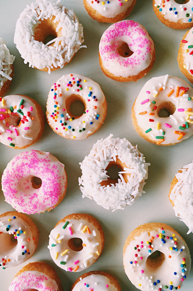 Mini Baked Donuts - Oh Sweet Day! Blog