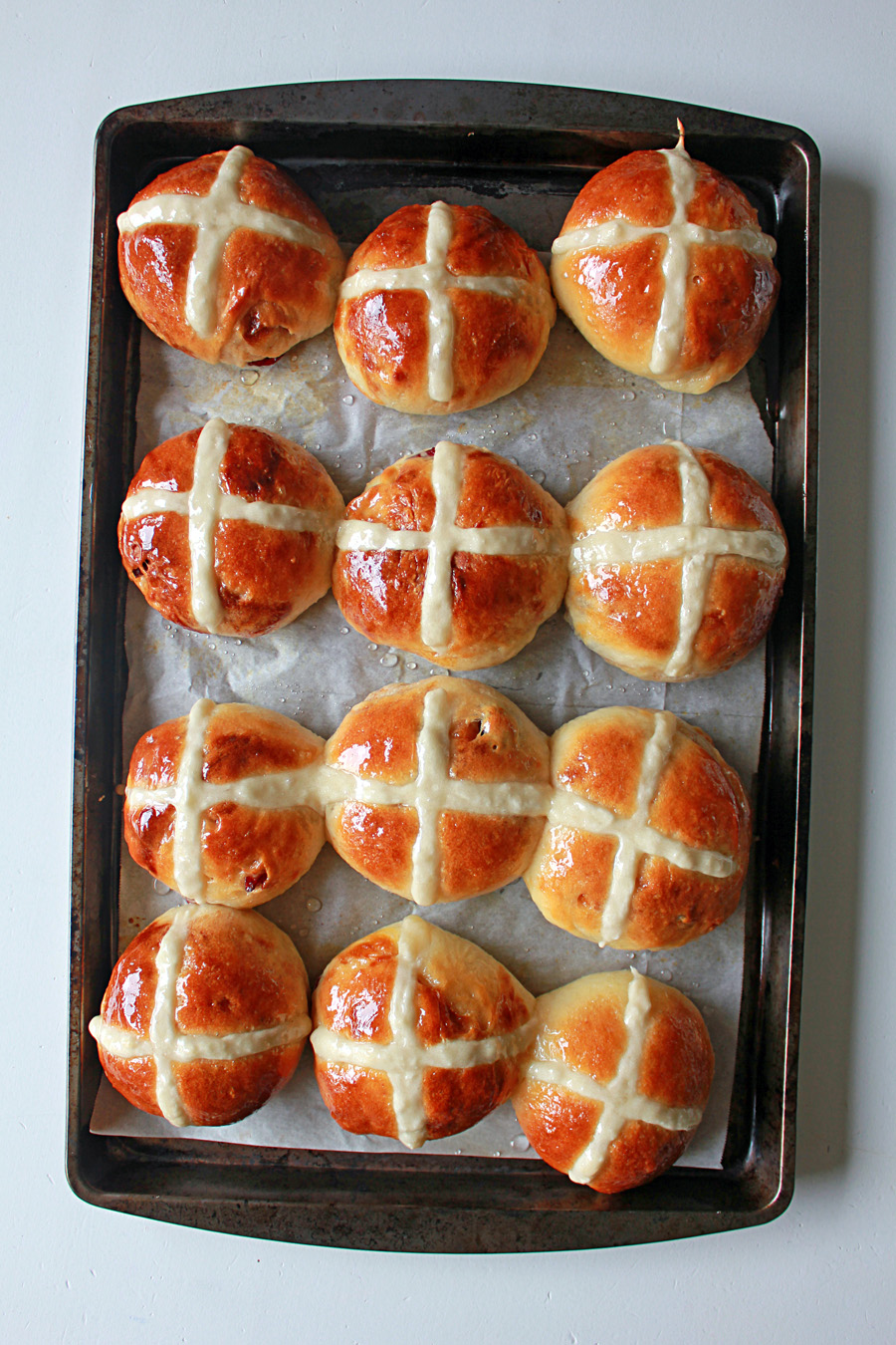 Hot Cross Buns - Oh Sweet Day! Blog